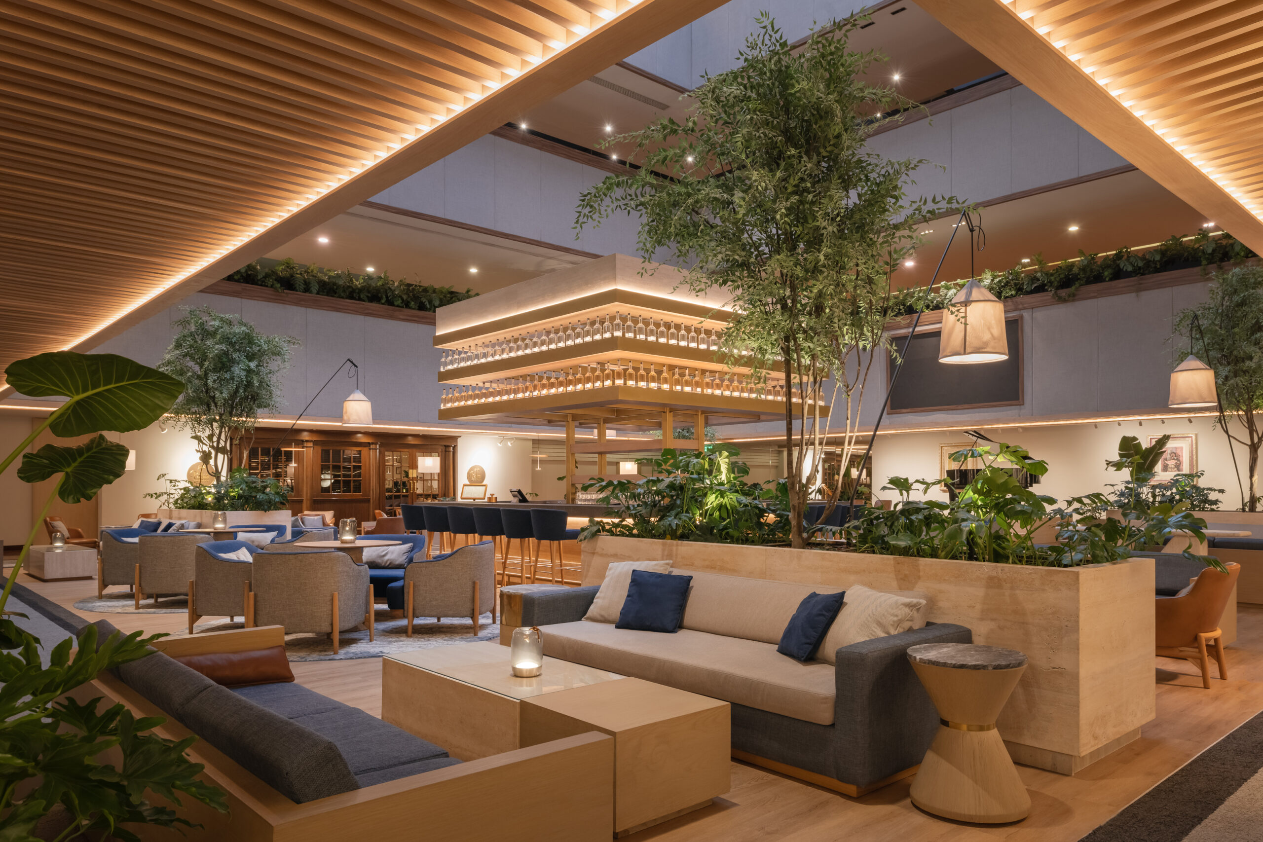 Presidente Hotel - Lobby Bar | Hospitality Interiors