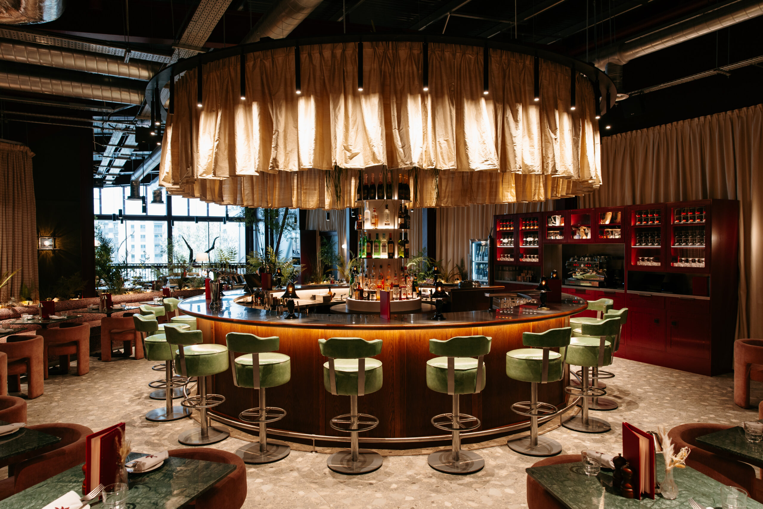 Songbird restaurant and bar opens in Canary Wharf | Hospitality Interiors